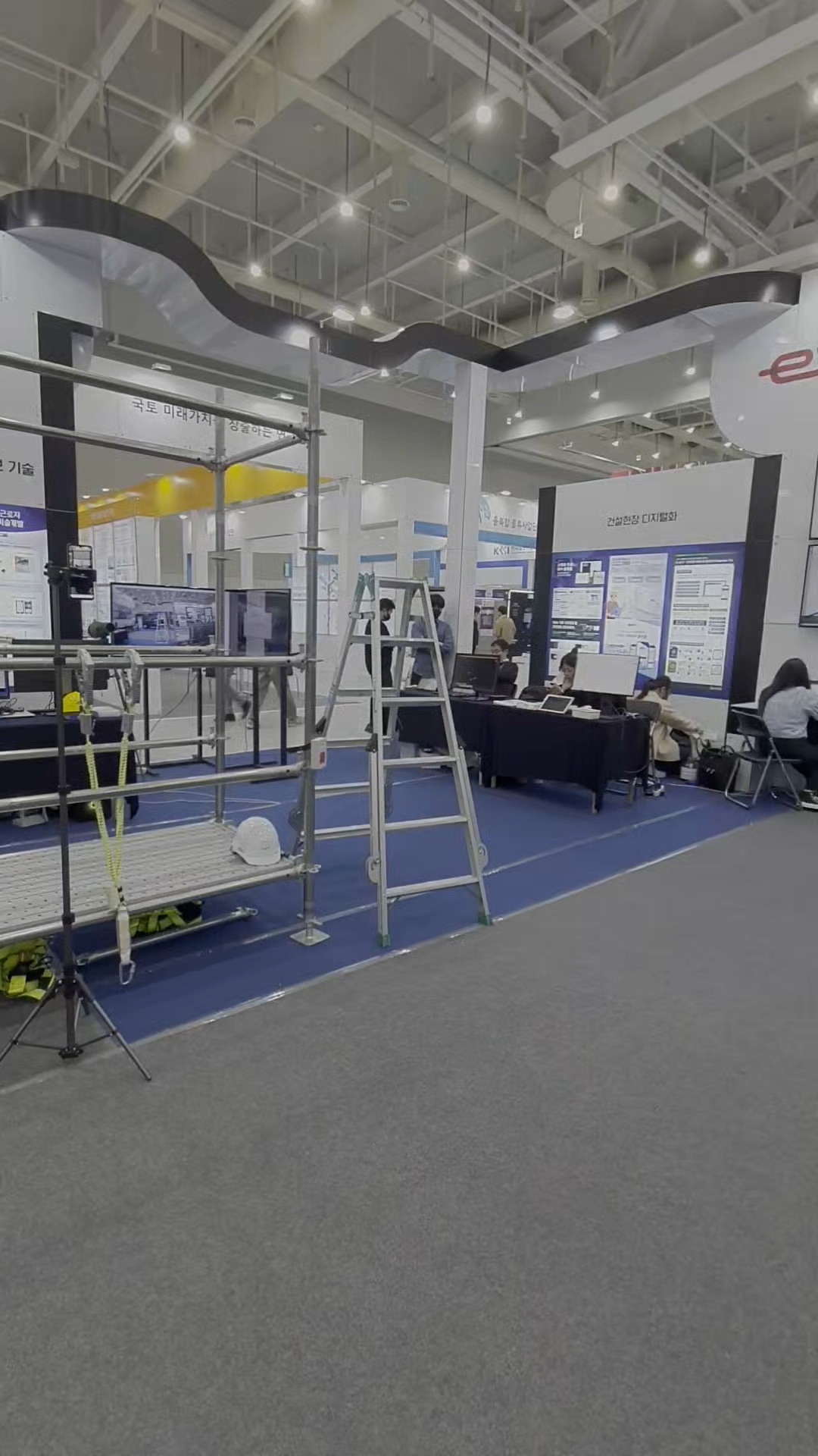 ATypeLadderNew Object Detection Model by Contil