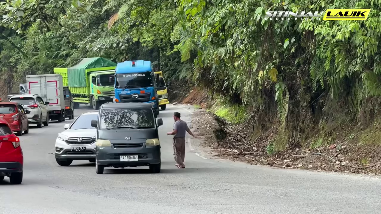 Deteksi Kendaraan Instance Segmentation Dataset by Computer Vision