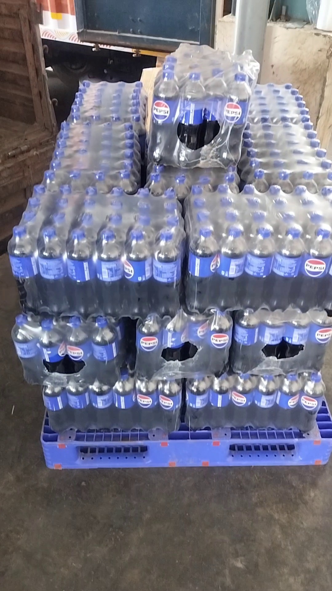 bottle Object Detection Dataset and Pre-Trained Model by photos