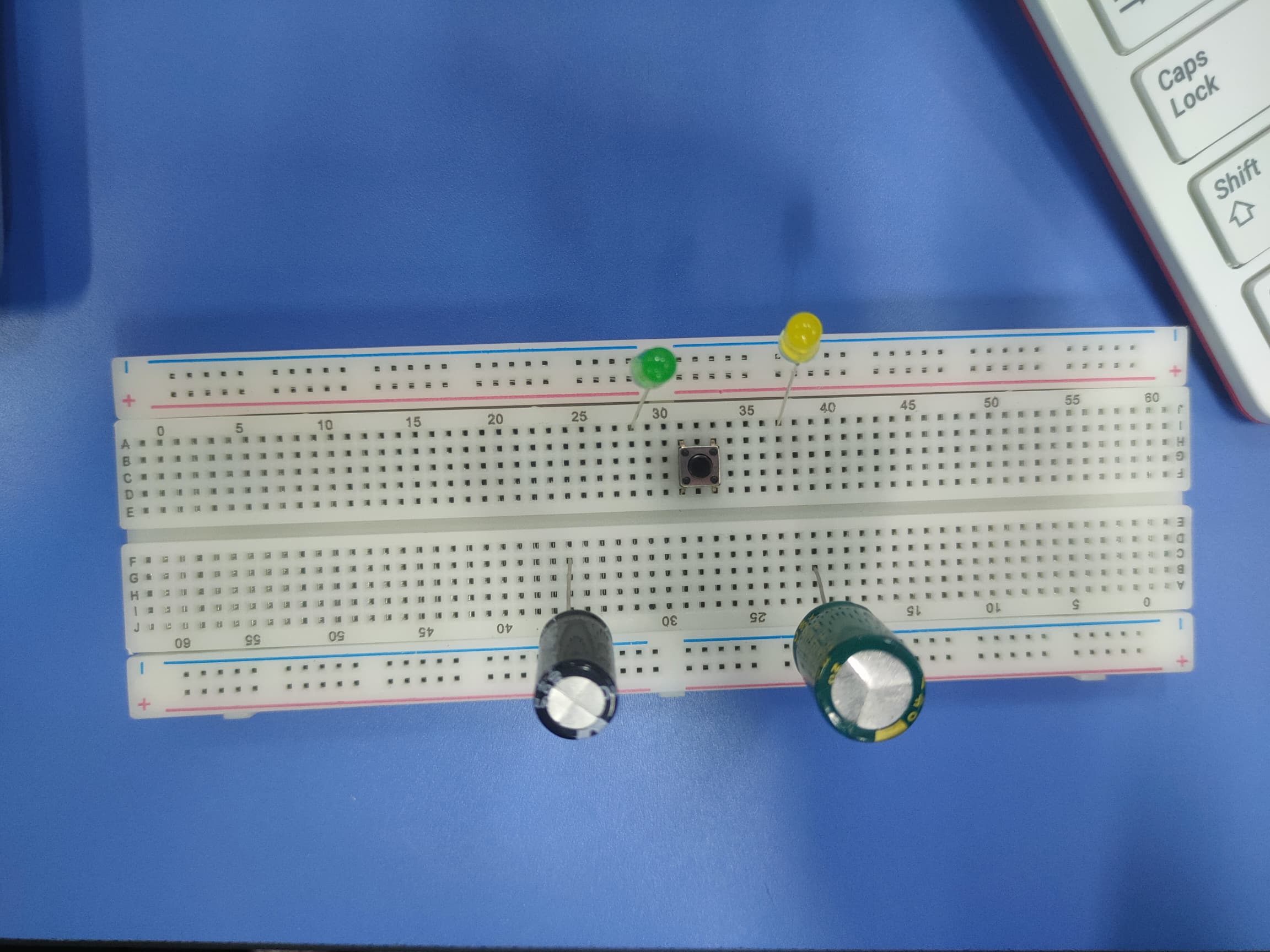 breadboard Object Detection Dataset by Zarina