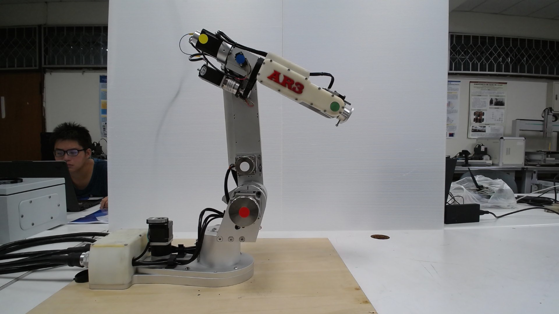 1023_arm Keypoint Detection Dataset by robotArmdetect