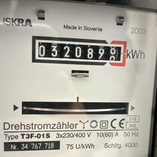 meter-counter-inner-box Object Detection Dataset and Pre-Trained Model by MeterReader