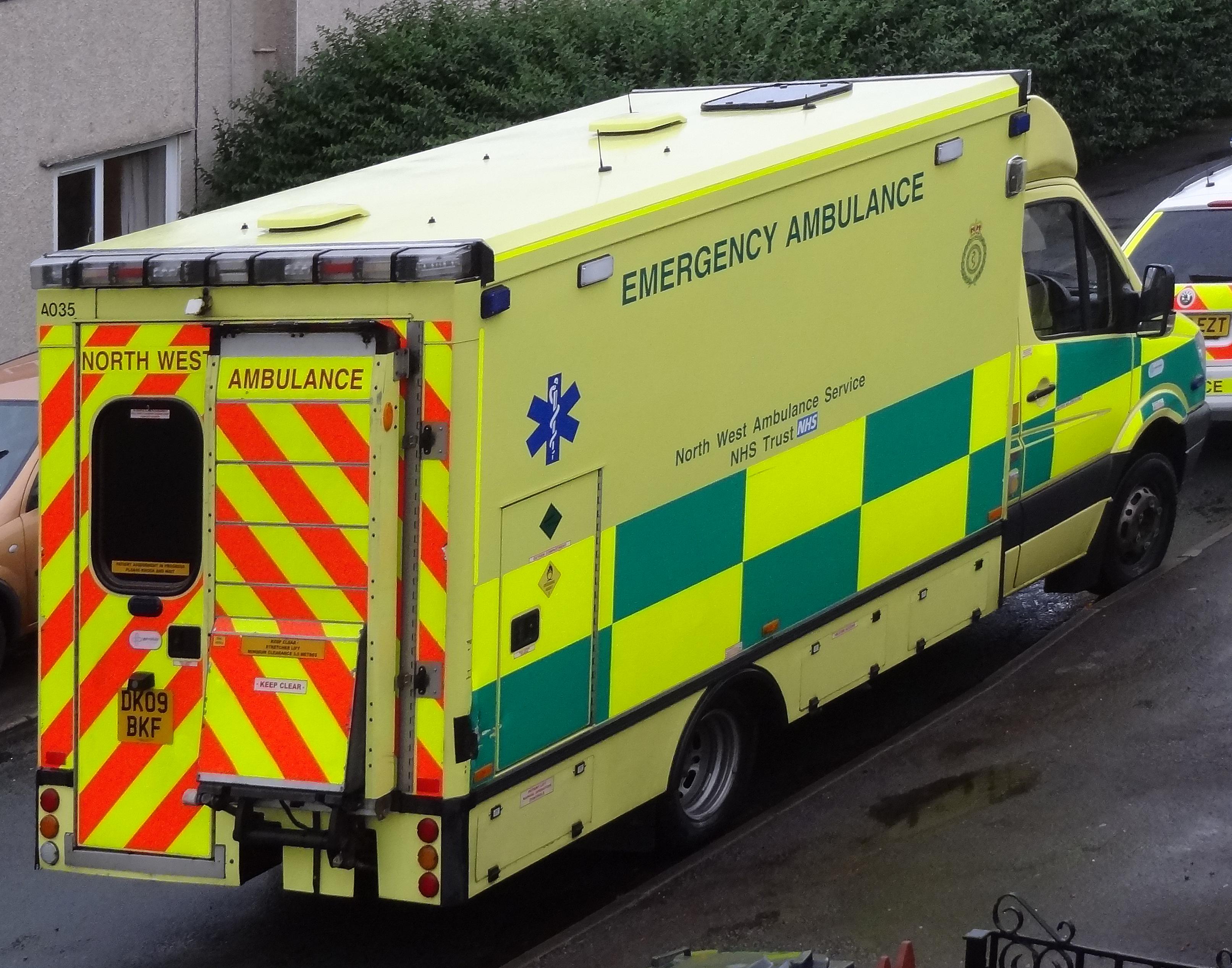 Ambulance-2 Object Detection Dataset by sam