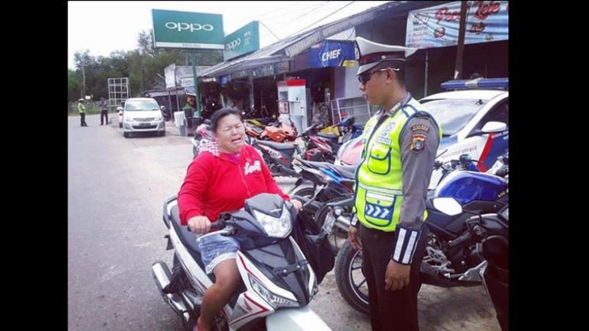 Traffic Violation Detection Object Detection Dataset And Pre Trained Model By Telkom University