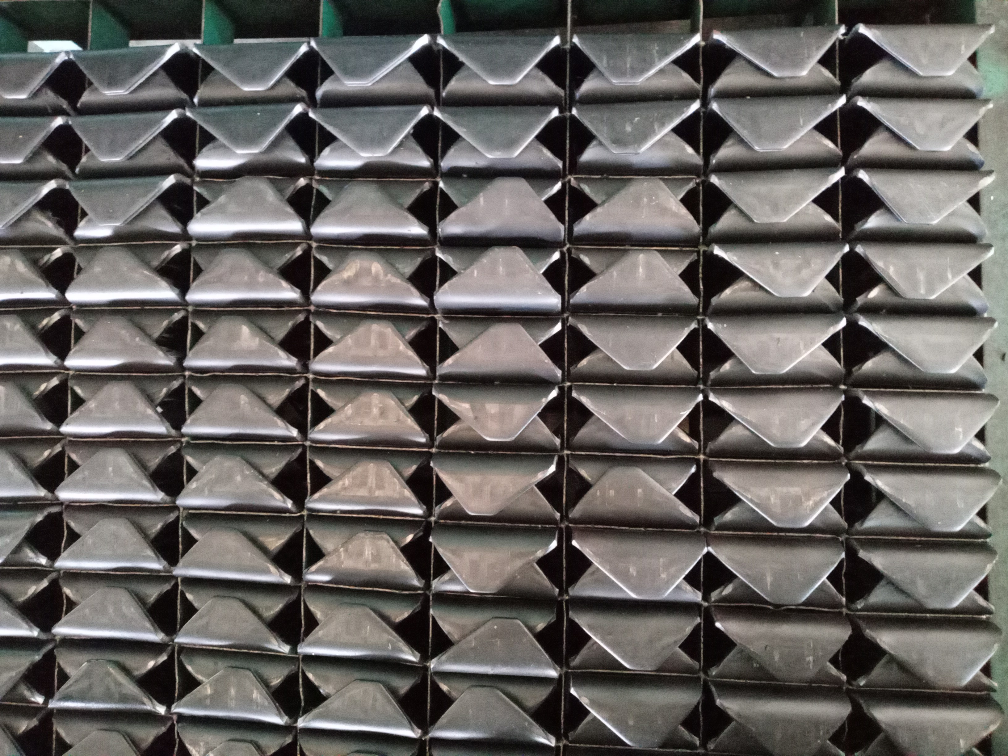 Cage Wheel Track V2 Object Detection Dataset By Materials Detection