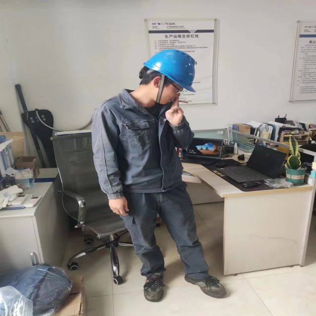 hat Object Detection Dataset and Pre-Trained Model by hat