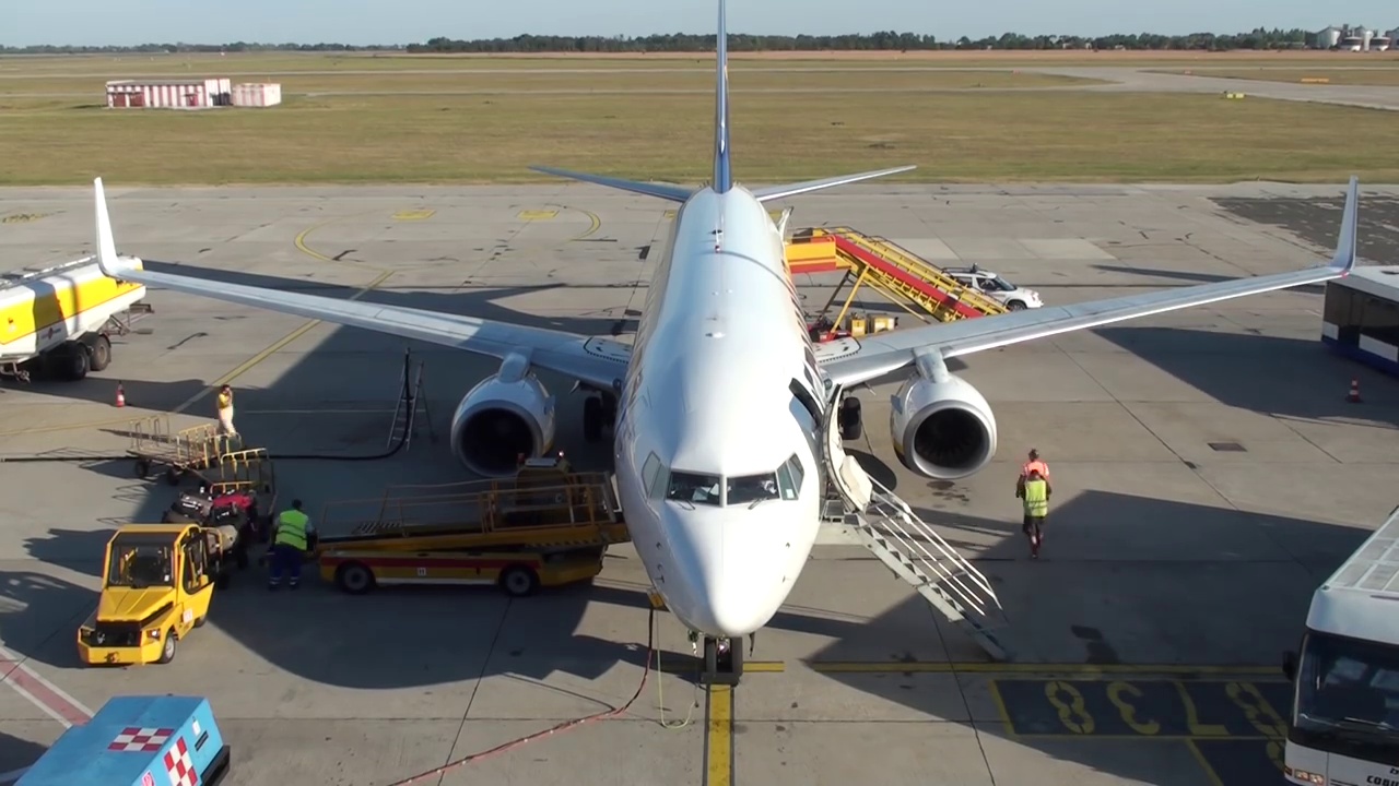 Airplane Turnaround Object Detection Dataset By Reallyticsai