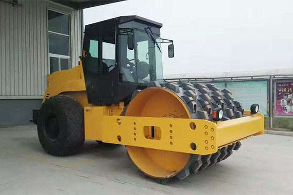 road roller new Object Detection Dataset by fdori