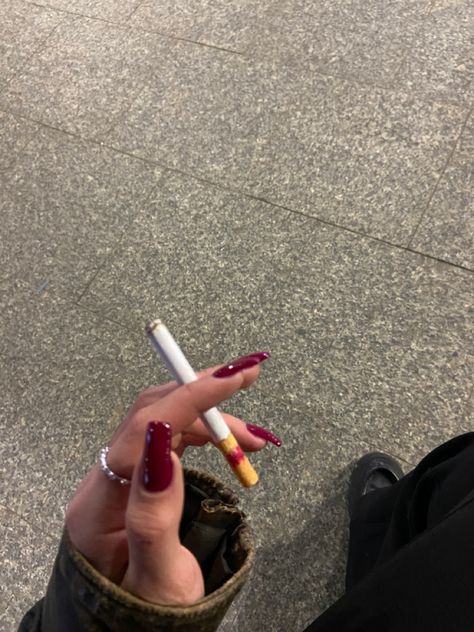 cigarette Object Detection Model by zynirty