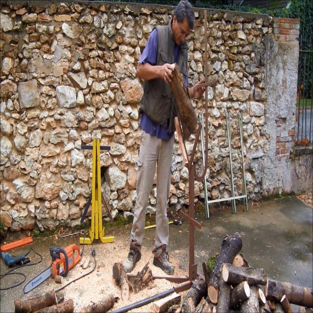 Test Chainsaw Roboflow Universe