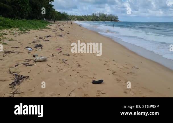 beach_garbage Object Detection Dataset by Aka