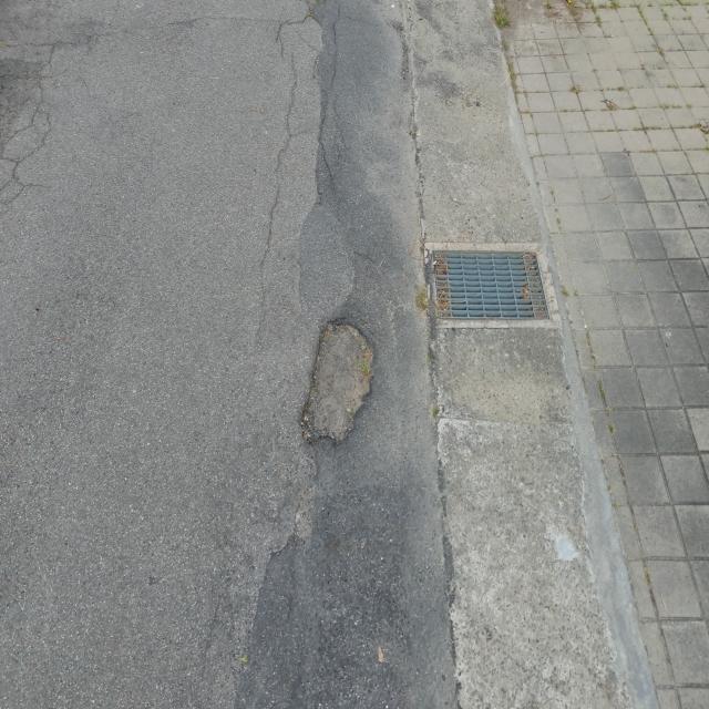 RGB_pothole Object Detection Dataset and Pre-Trained Model by pothole ... RGB_pothole Object Detection Dataset and Pre-Trained Model by pothole ...