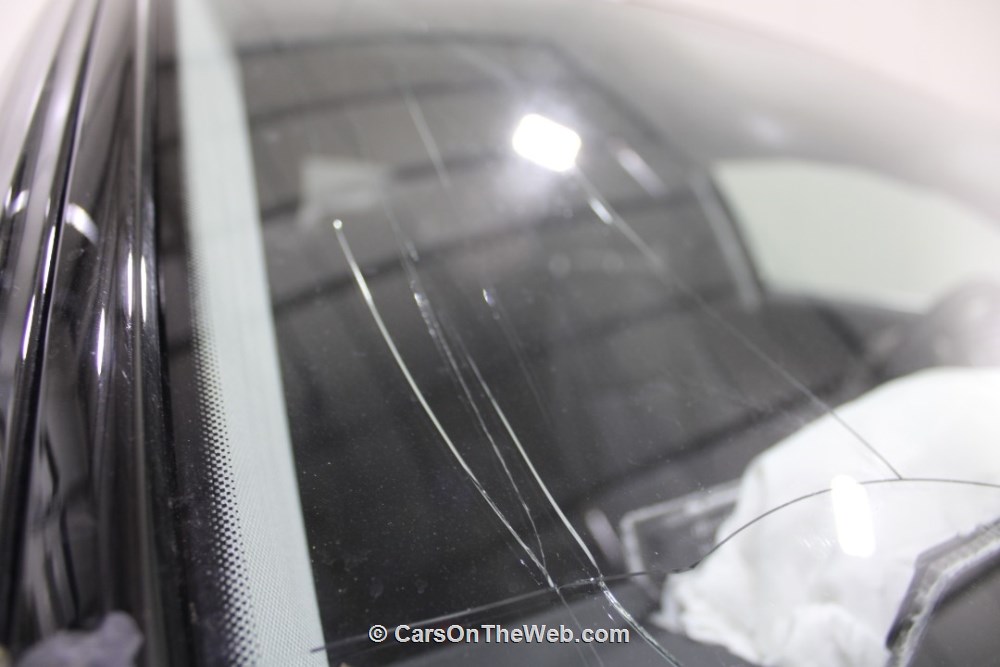 Car_damage_detection Instance Segmentation Model by aaditi