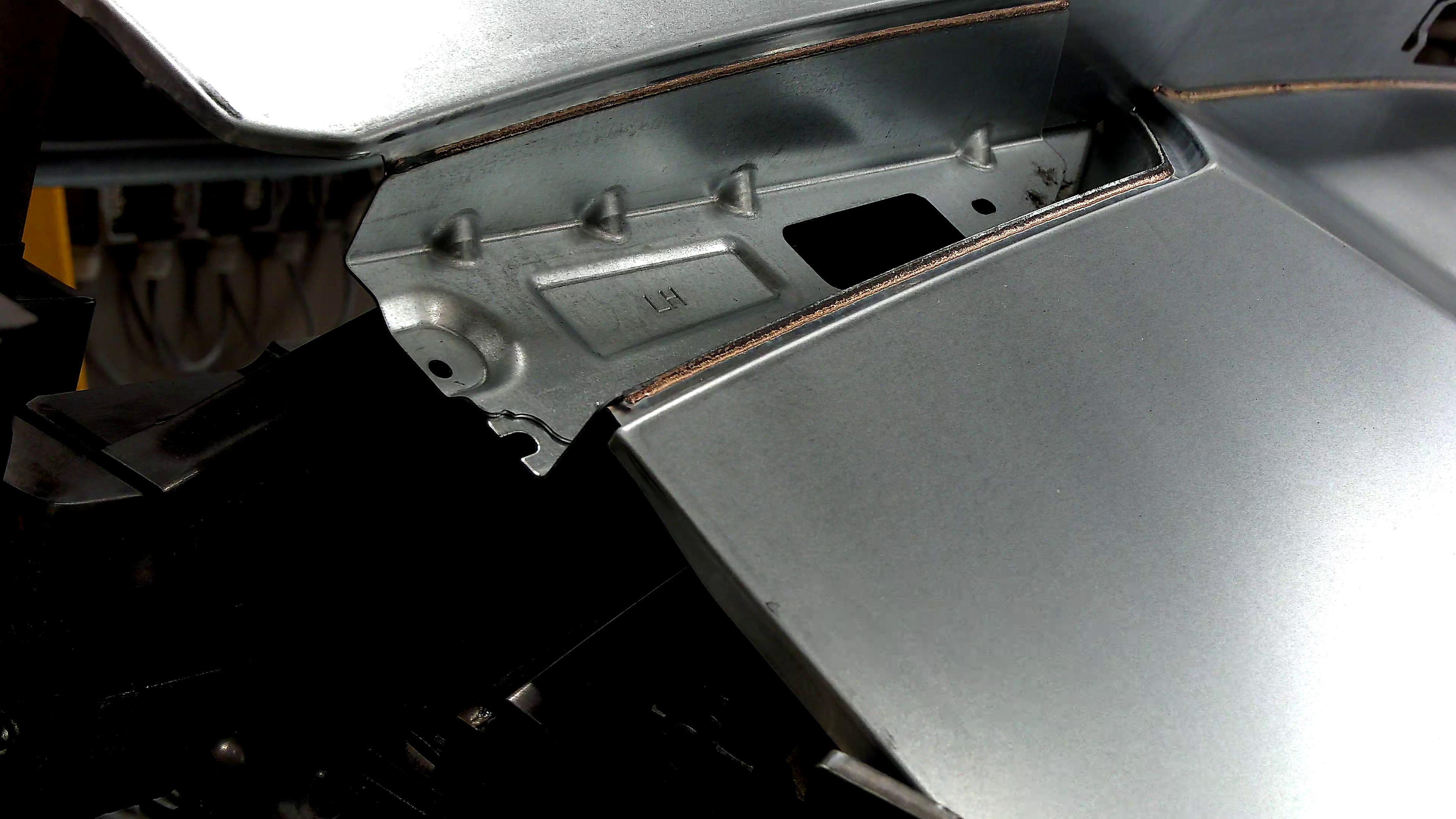 welding-defect-anomaly Instance Segmentation Dataset by ML workspace