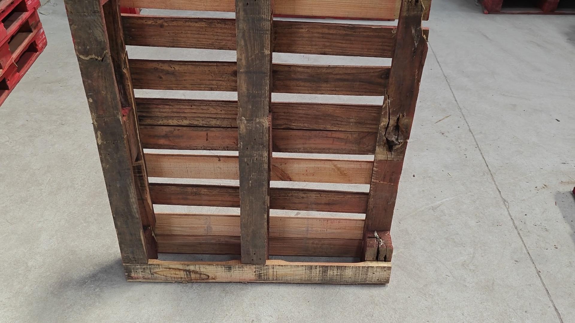 pallet defect Instance Segmentation Dataset by Sam