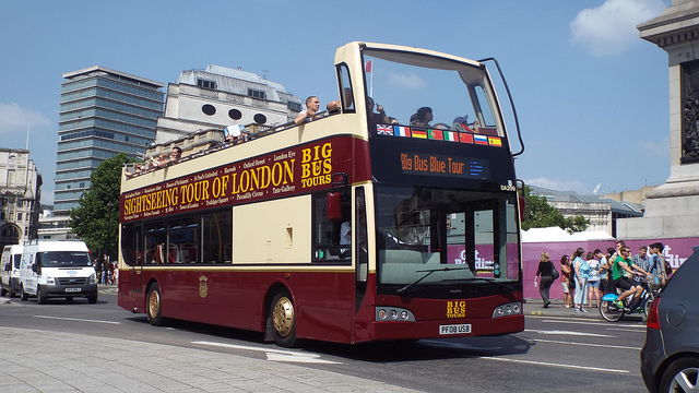 Civilian Traffic Object Detection Dataset by VehicleDetection