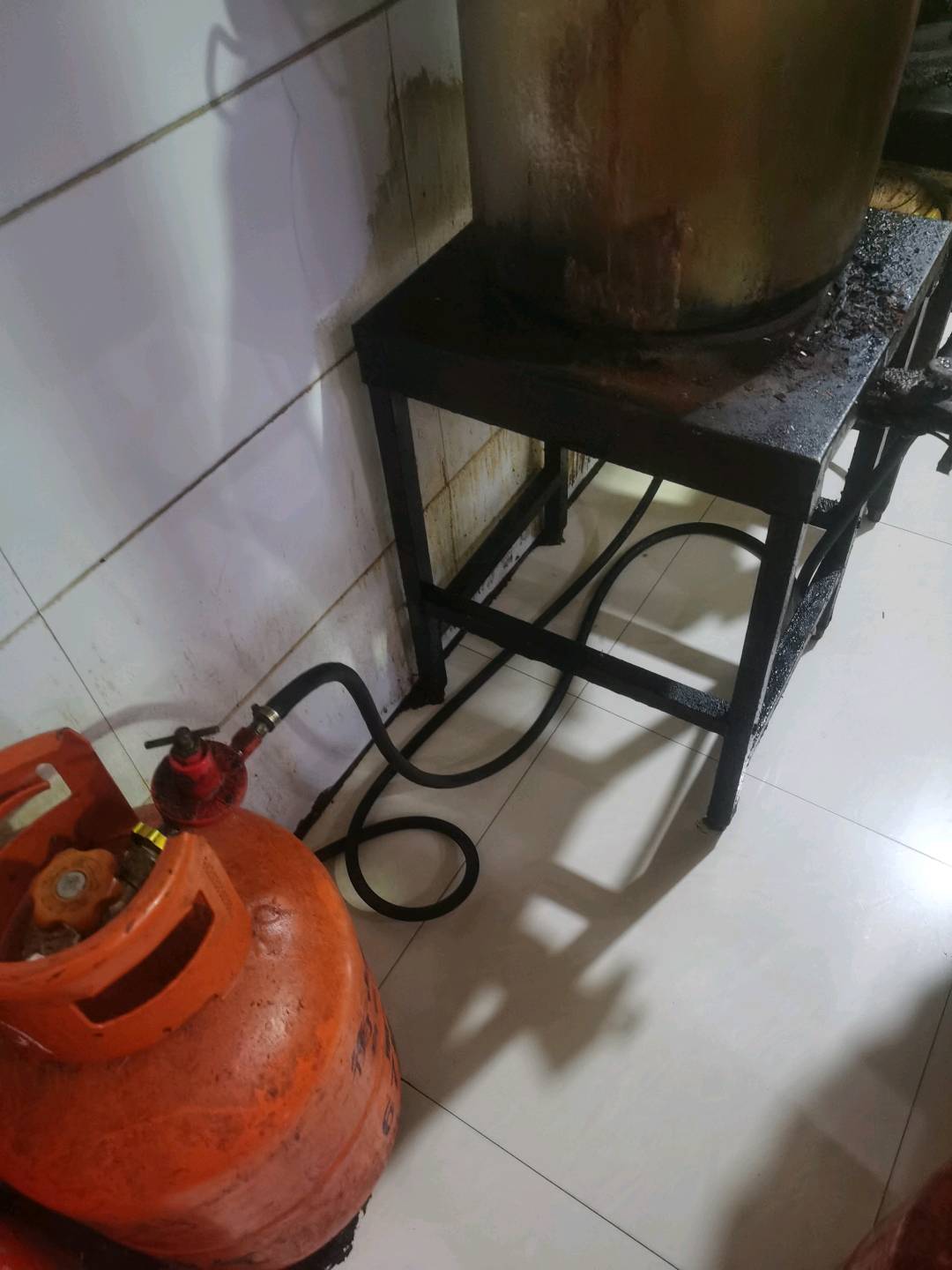 gass Object Detection Dataset by YOLO LEARN