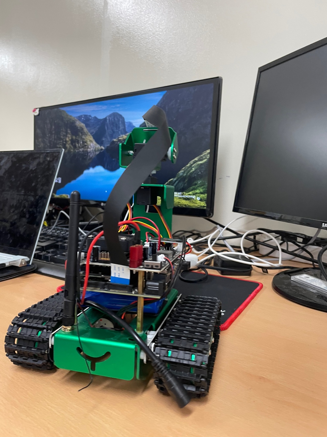 Jetbot Object Detection Model by ICASLAB