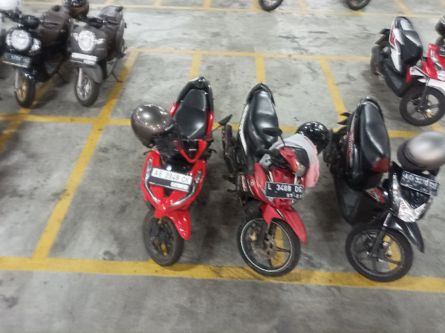 Kepadatan Parkir Motor Object Detection Dataset By Skripsi