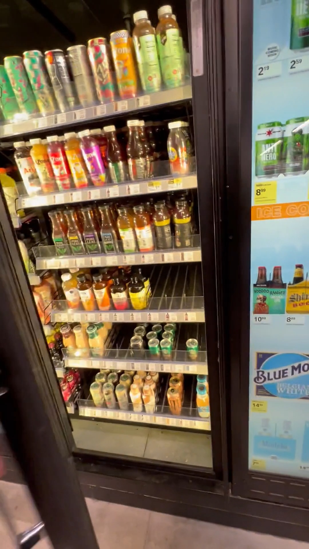 Retail Coolers Object Detection Model by Roboflow Universe Projects