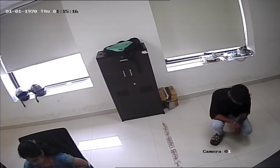 pose_4 Object Detection Dataset by Weapon Detection